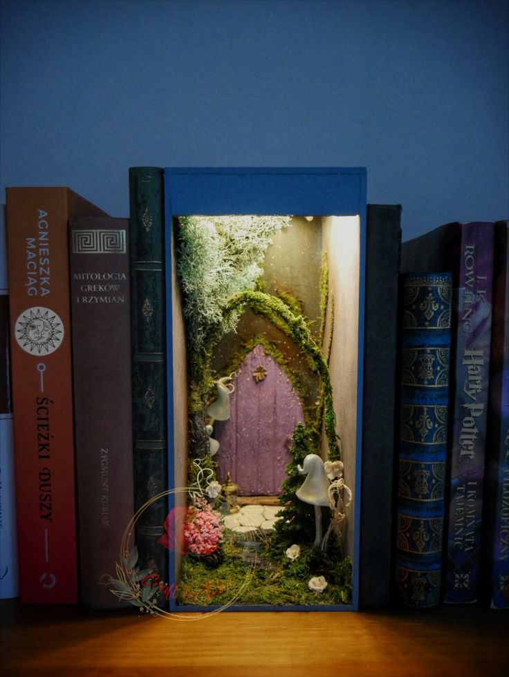 Woodland Book Nooks | Des Moines Public Library